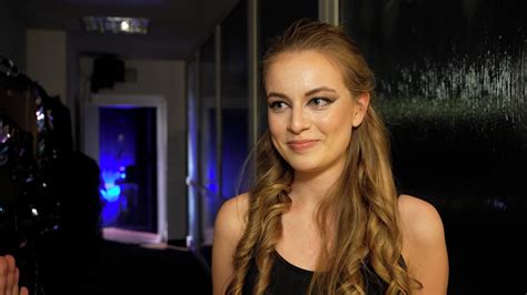 Takhle Sid Ze Zoo Neznáte Herečka Michaela Pecháčková Se Na Módním