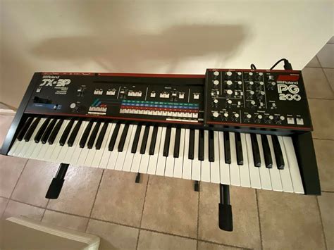 Matrixsynth Roland Jx 3p Polyphonic Synthesizer With Pg 200 Programmer