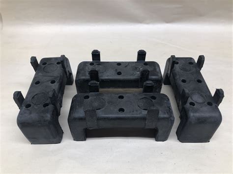 International Isolator Kit