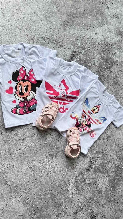 Дитяче взуття Чобіточки Чобітки Ціна 280грн Під час ходьби блимають кольорові вогники на