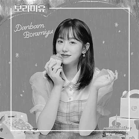 청주대 대신 전해 드립니다 안녕하세요 오늘 보건대 2층 여자화장실 손건조기에 누가 중국어 책을 두고갔네요💩💩💩 안쪽 표지에 류정혜라고 적혀있어용 무슨 수소 산소