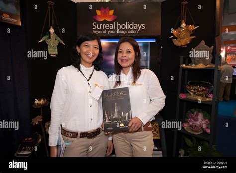 Offering Private Luxury Escorted Tours Hi Res Stock Photography And Images Alamy