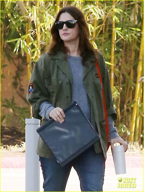 Photo Drew Barrymore Olive Not A Crying Baby 02 Photo 2772746 Just