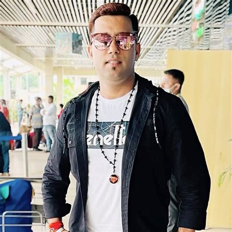 Ratnesh Kumar🧿 Ratnesh25official • Threads Say More