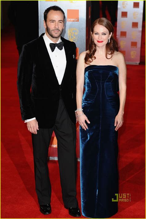 Julianne Moore And Annette Bening Baftas 2011 Red Carpet Photo 2519077