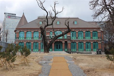 붉은 벽돌에 푸른색 창…덕수궁 돈덕전 100년 지나 다시 문 연다 나무뉴스