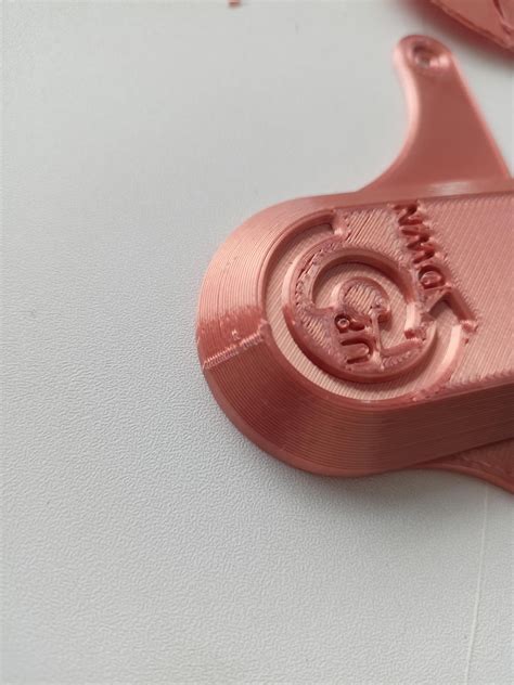 Why Are The Mesh Edges Visible As Creases In My Render Mesh Is Smooth Shaded Disappear After