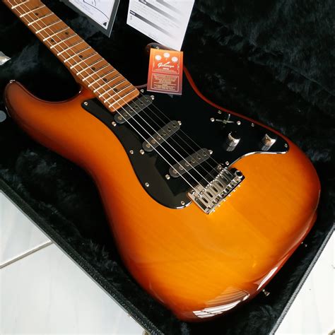 Stock Kosong Schecter Usa Custom Shop Traditional Sss Honey