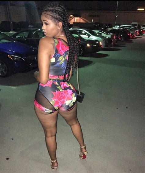 9 Hot Sexy Rosemary Hunt Bikini Pics