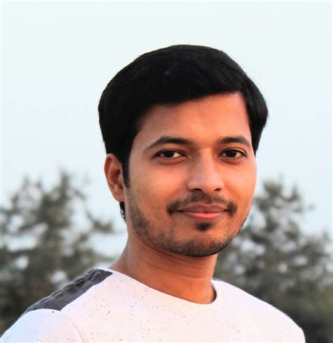 about ajeet kumar medium