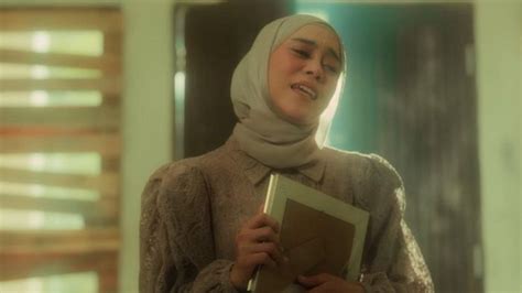 Heboh Gamis Lesti Kejora Laris Manis Jadi Andalan Para Cewek Untuk