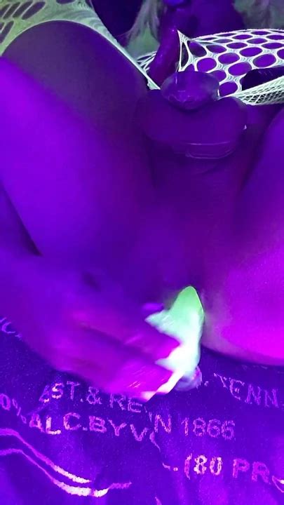 Uv Trixi 77afelpo77 Shemale Facial Facial Porn Feat 77apfelpo77