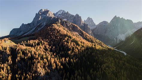 Die Sextner Dolomiten Urlaubseldorado Im Sommer And Winter