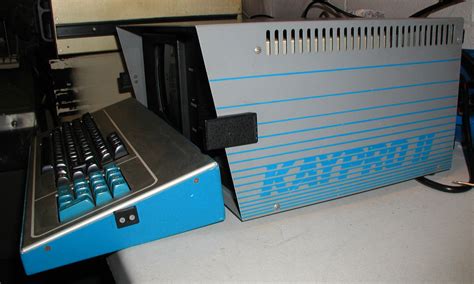 Vintage Computer Photos subject: kaypro II - vintagecomputer.net ...