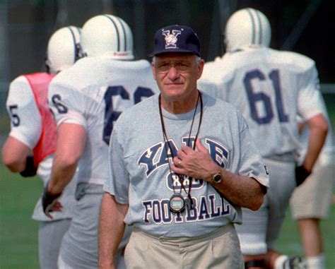 Carm Cozza Yales Hall Of Fame Football Coach Dies At 87