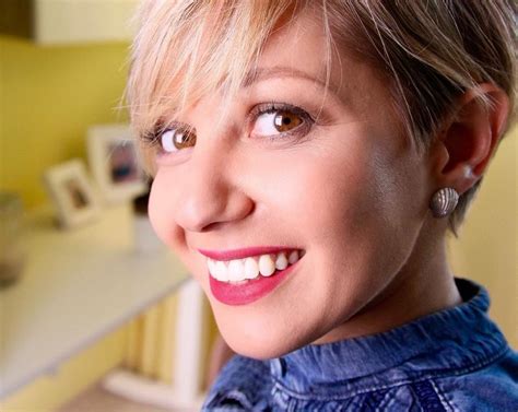 СКРЪБНА ВЕСТ Отиде си известната кулинарка и шеф готвач Сандра Алексиева Информационна