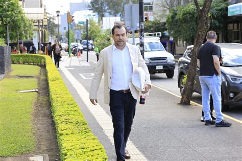 Video Juan Carlos Bolaños Llega A Tribunales