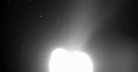 Cometary Activity On Churyumov Gerasimenko The Planetary Society