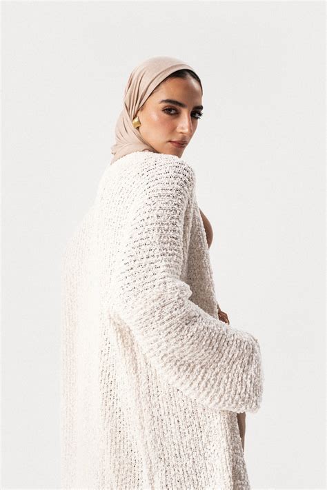 Cloud Knit Cardigan Taj Sisters