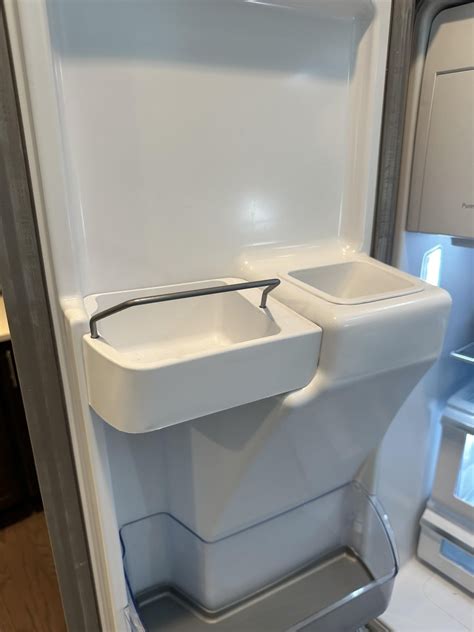 Fridge Has A Weird Shelf Rappliances