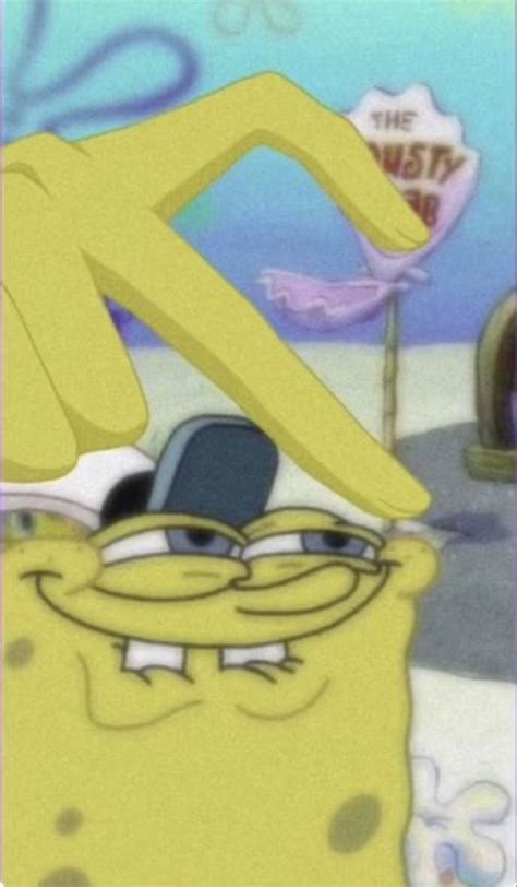 Spongebob Heart In 2022 Funny Iphone Wallpaper Cute Wallpapers Spongebob Wallpaper
