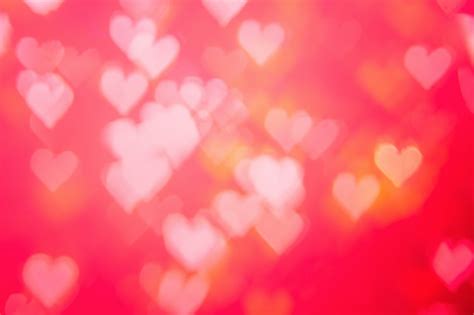 레드 히트 열정과 매력적인 밝은 보케 배경 하트 모양의 보케 빨간 추상적 배경 배너 테마 일러스트를 좋아합니다 발렌타인 데이 컨셉 공간을 복사합니다 장식 반짝이 디자인 0