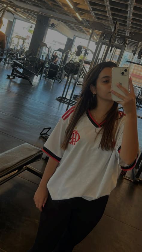 Hannah Bourguignon Hannahbourguignon • Instagram Photos And Videos