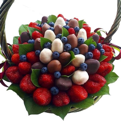 Корзина ягод M №2 Фруктовые корзины купить в Подарки ру