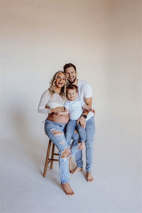 BABY 2 MATERNITY SHOOT Hunter Premo