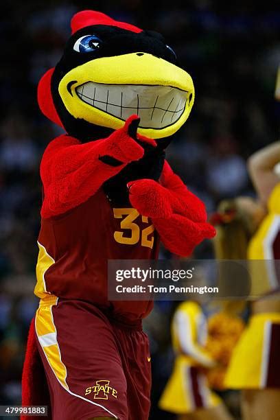 Iowa State Cyclones Mascot Photos And Premium High Res Pictures Getty