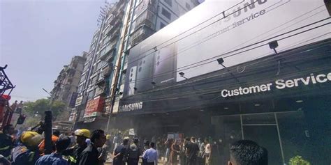 Dvb ရန်ကုန်တွင် တရက်တည်း မီးလောင်မှု ၆ ကြိမ်ဖြစ်ပြီး လူ ၁ ဦးသေ၊ ၄ ဦး