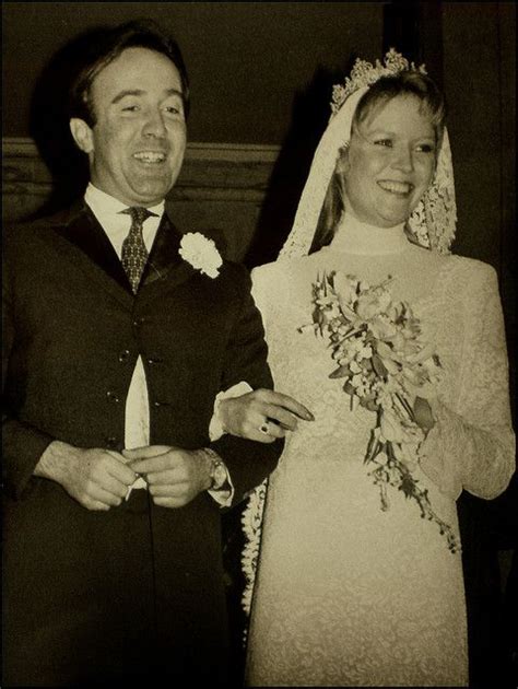 Sir Dai Llewellyn Bt Married Vanessa Hubbard Niece Of 17th Duke Of