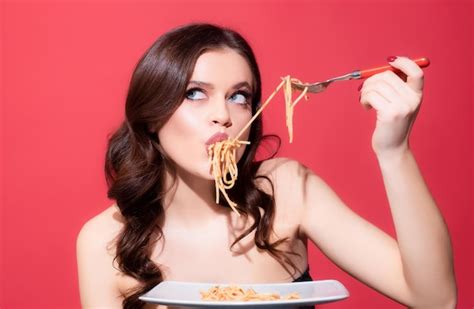 Premium Photo Italian Food Spaghetti Pasta Italian Cuisine Sexy Girl