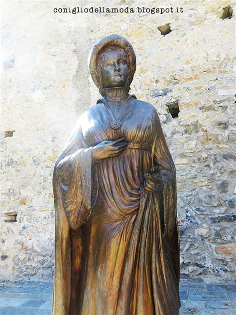 Stylebunny In Liguria Per Borghi Medievali E Grotteliguria Medieval