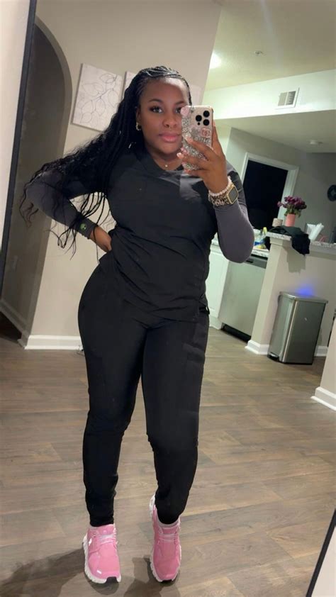 Trinity Arionna Trinity Arionna Added A New Photo