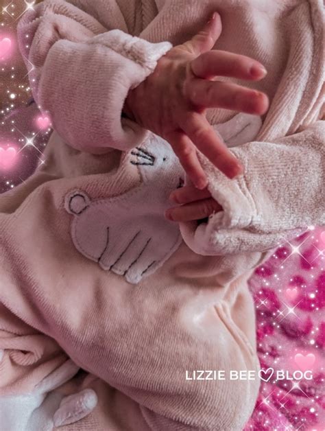 Hello Im New ♡˙︶˙♡ Hello Lizzie Bee