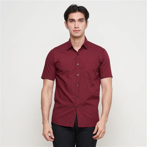 Jual Kemeja Polos Kemeja Formal Pria Atasan Pria Lengan Pendek Maroon Olr148 Shopee Indonesia