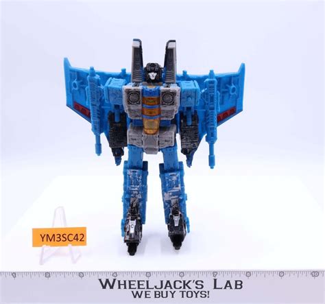 Thundercracker S39 100 Complete Voyager Class Siege Wfc 2018