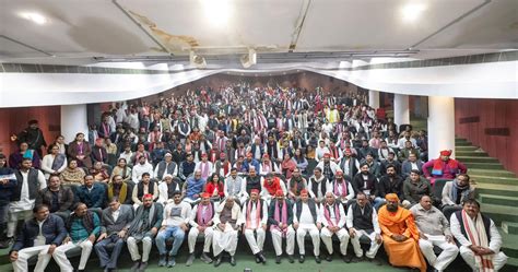 Lalan Yadav पुलवामा आतंकी हमले में शहीद हुए सभी भारत माता के वीर जवानों के शौर्य और बलिदान को