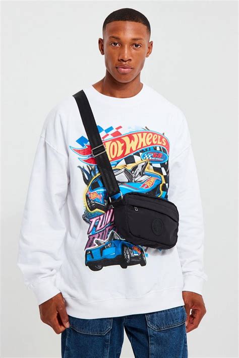Man Nylon Cross Body Bag | boohoo