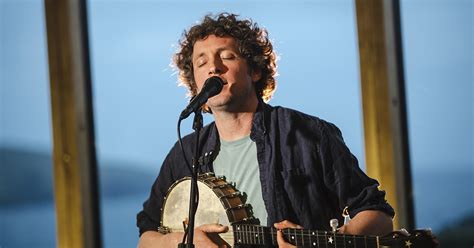 Watch Sam Amidon Performs From Kerry For Other Voices Nonesuch Records