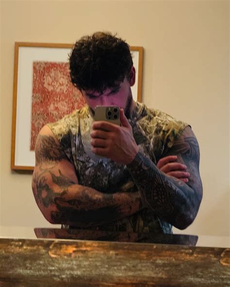 Raphael James Lee Raphaelfanpage • Instagram Photos And Videos