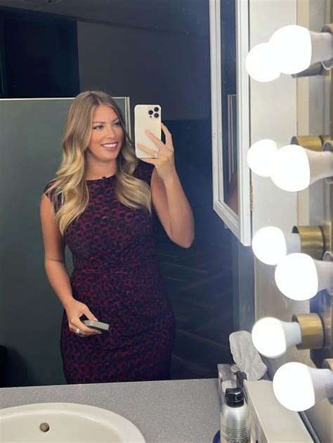 Meaghan Mackey Wesh2 R Newswomen Hd