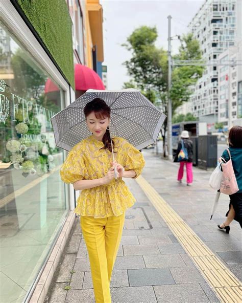 君島十和子さんのインスタグラム写真 君島十和子instagram 「・ 梅雨の時期 ついつい色んなことが 面倒になってしまう事もあります