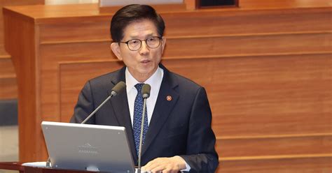 “제정신인가” “사퇴하라”…김문수 ‘김구 中국적 발언 논란 일파만파