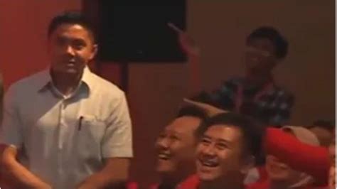 Sosok Mayor Teddy Indra Wijaya Sekpri Prabowo Viral Kena Semprot Suka Ngatur Yang Capres Kan