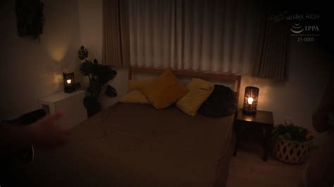 A Plain Girl With Hidden Big Breasts Who Came To Recruit As A Swimsuit Monitor Is Turned On By