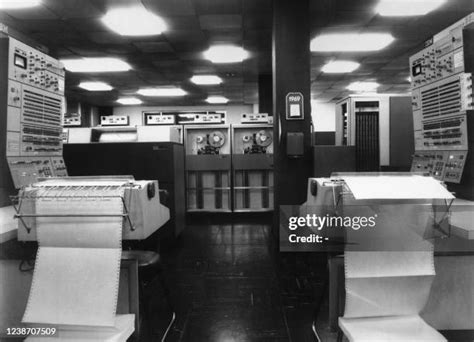 Ibm Computers Photos And Premium High Res Pictures Getty Images