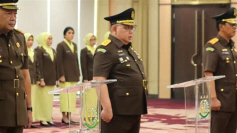 R Narendra Jatna Dilantik Jadi Jamdatun