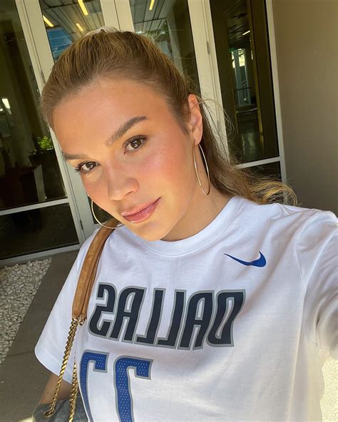 Dončićeva Anamaria Se Pripravlja Na Porod Delila Je Zelo Zgovorno